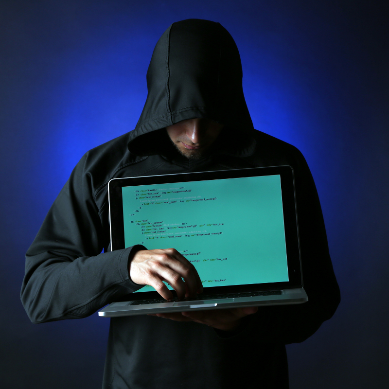 The Complete Guide on How To Spot Phishing Scams - Fidelity Bank